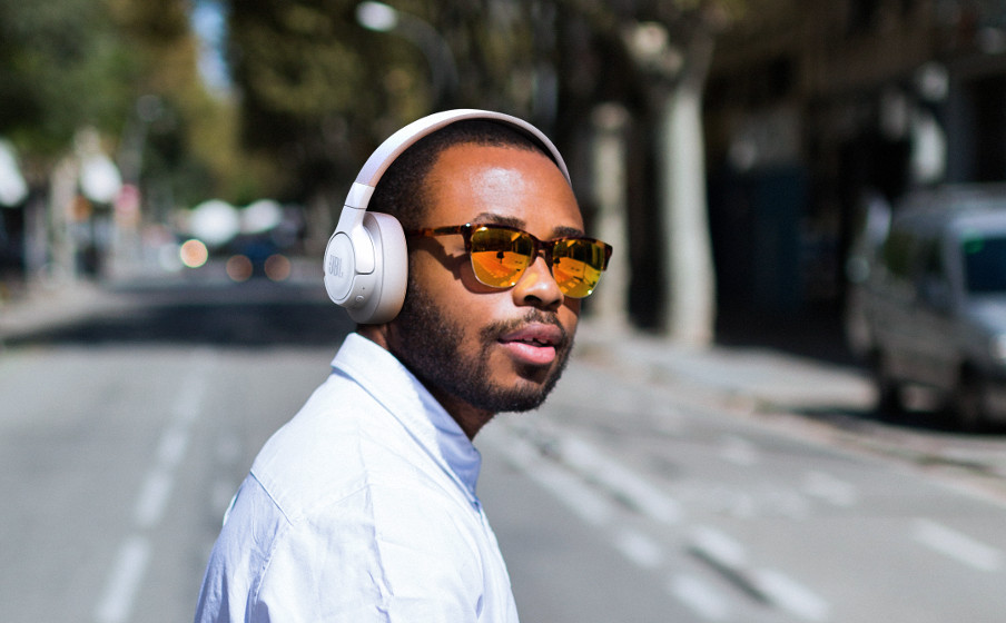 JBL Over Ear Headphone Recommender